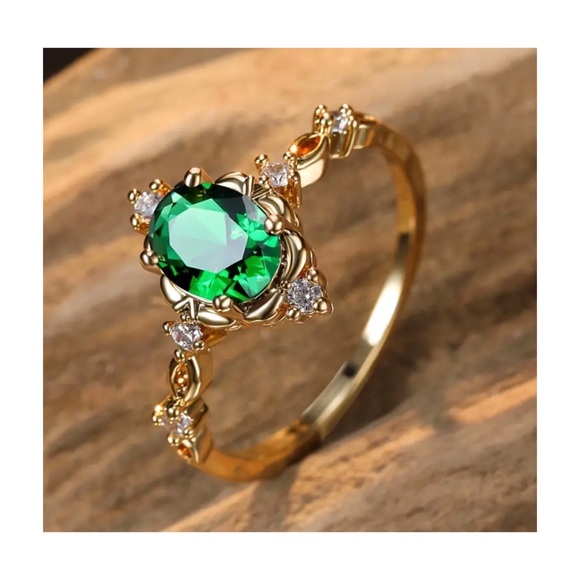 Jewelry | Synthetic Green Color Zirconia Ring | Poshmark
